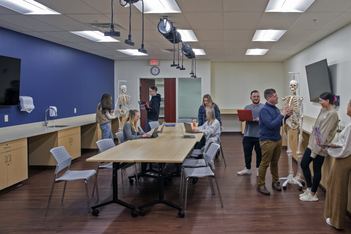 The Linda Grunin Simulation Lab + Learning Center Monmouth University ...